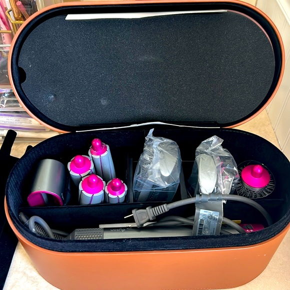 Dyson | Accessories | Refurbished Dyson Air Wrap First Gen Complete Set ...